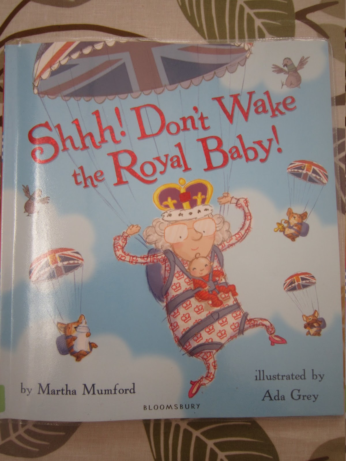 4 kids, 2 guinea pigs one happy family: Shhh! Don't Wake the Royal Baby!
