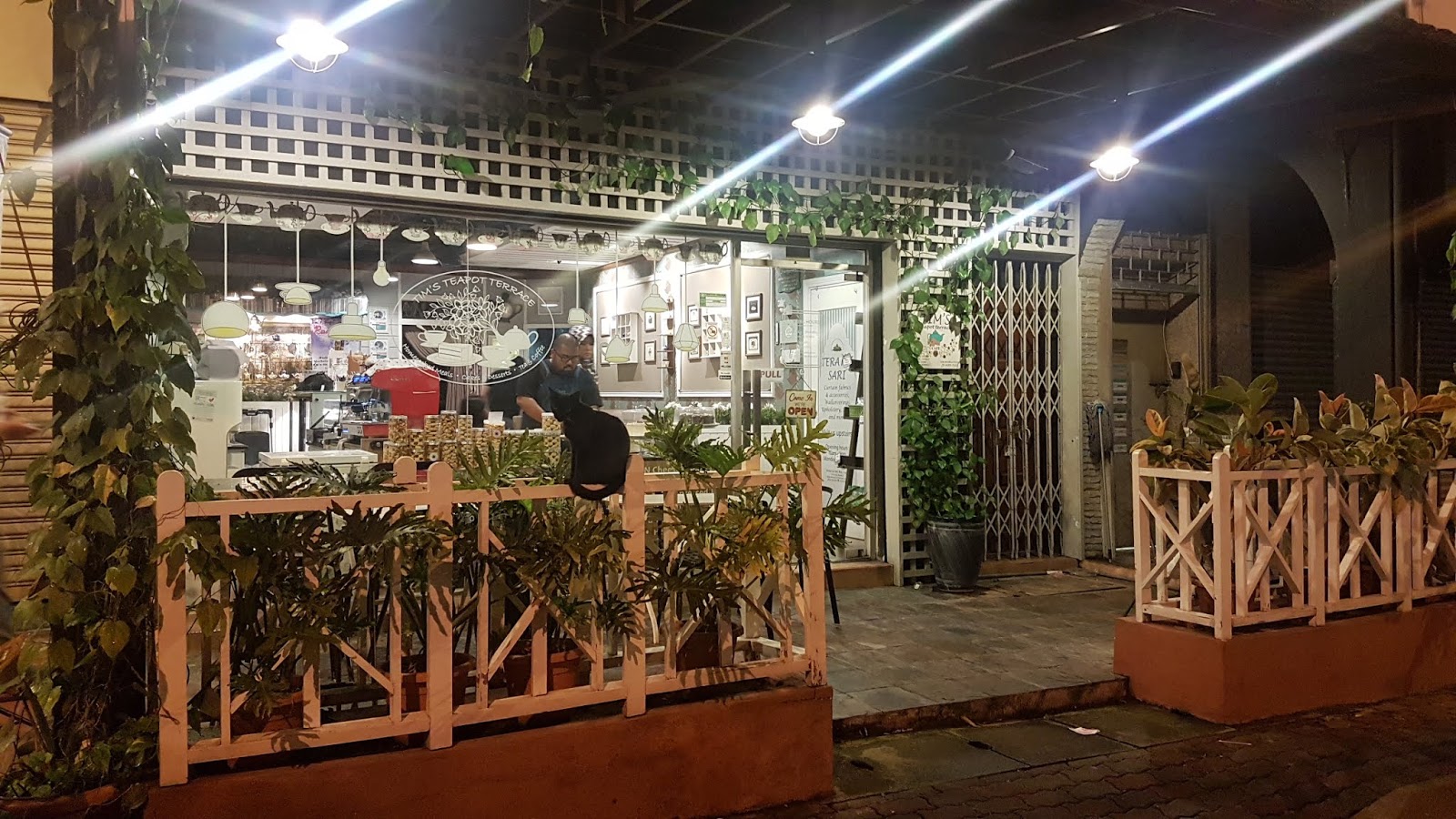 WANDERLUST DJ: Tim's Teapot Terrace, Kuala Lumpur