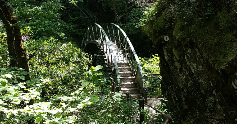 The Happy Pontist: Welsh Bridges: 16. Footbridge at Devil's Bridge