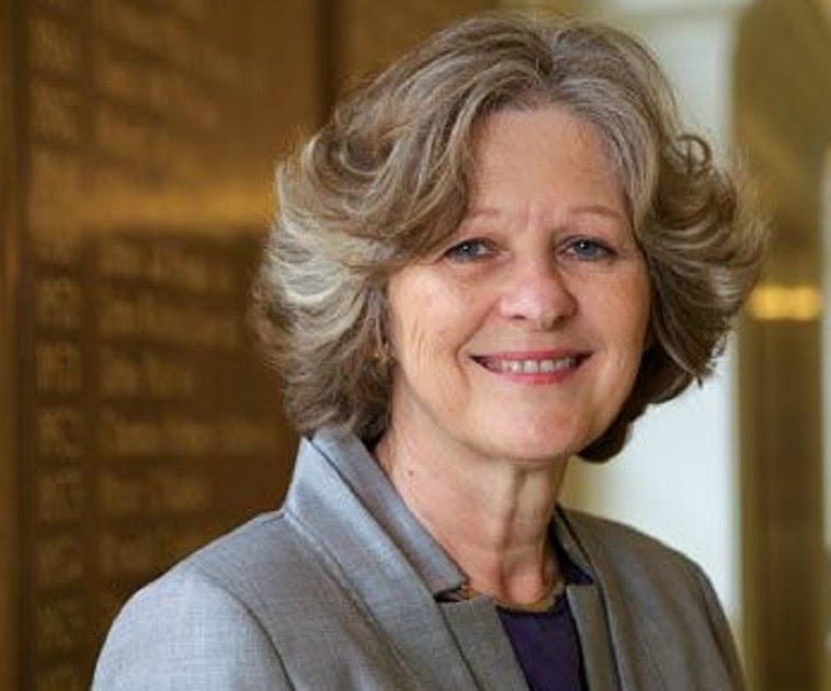 Patrick Stewart's ex-wife Sheila Falconer Bio, Net Worth, Husband, Kids ...