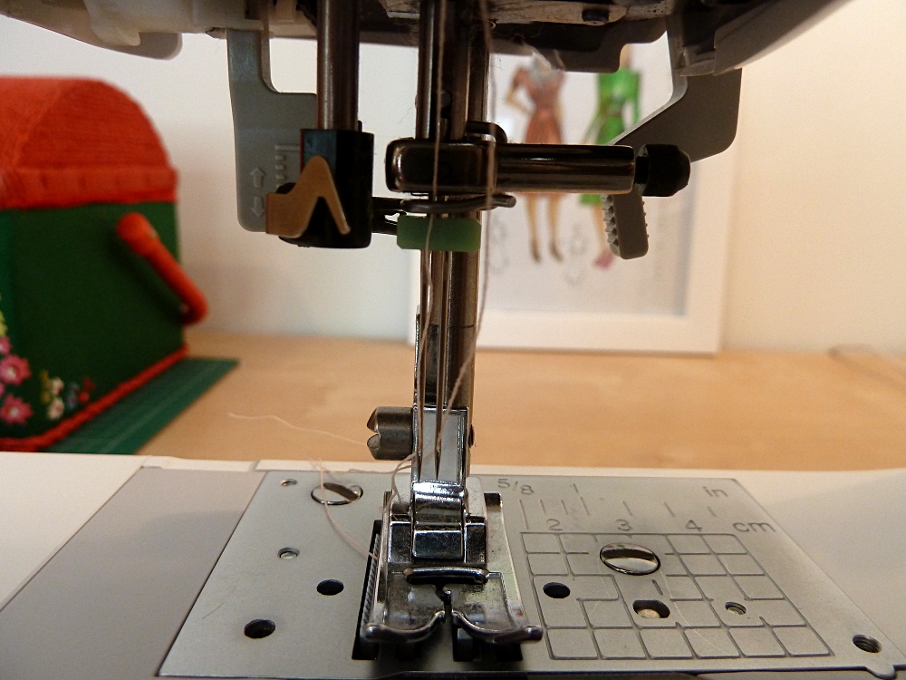 How to use your twin needle - A Stitching Odyssey