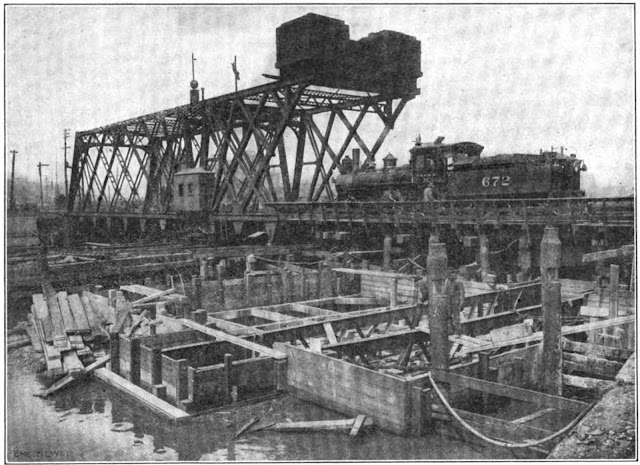 April 17, 1899 -- Chicago River On Fire at Kinzie Street | Connecting ...