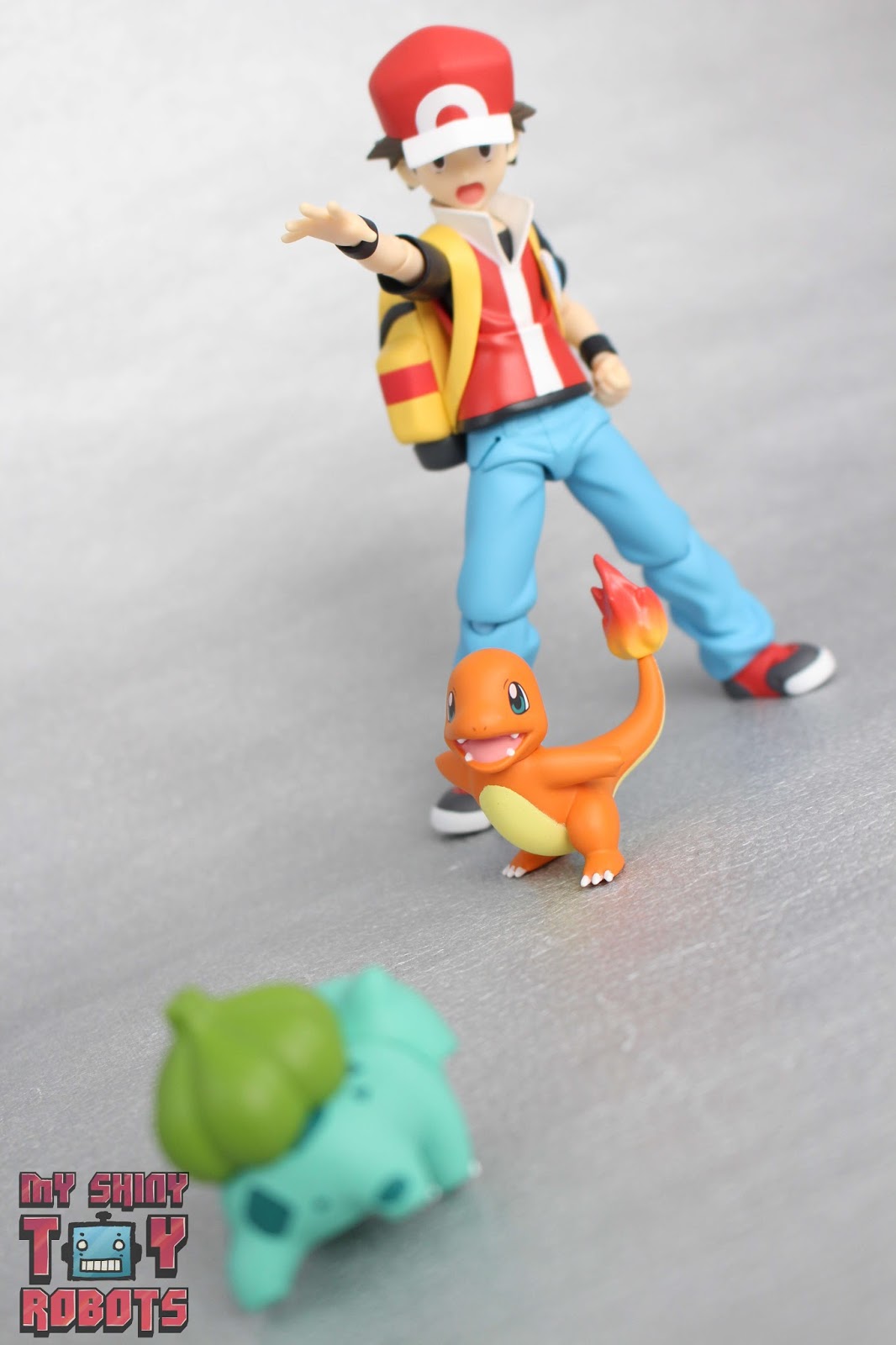 My Shiny Toy Robots: Toybox REVIEW: Figma Red