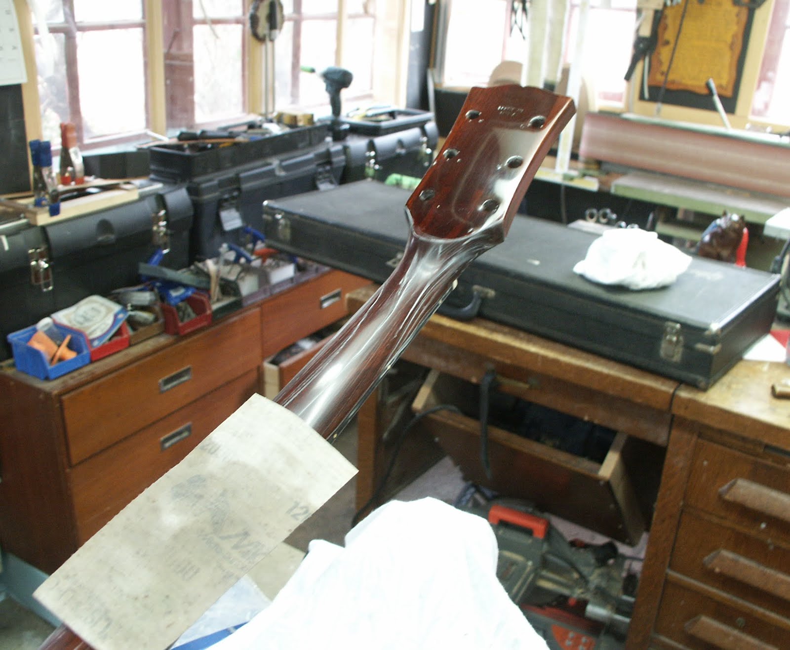 McConville Guitars : 12 Detailed Examples of the Gibson Les Paul Neck ...