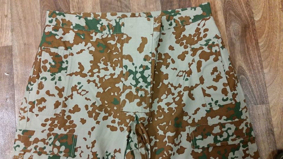 Webbingbabel: Danish Army Desert m84 Camo Goretex Waterproof Set