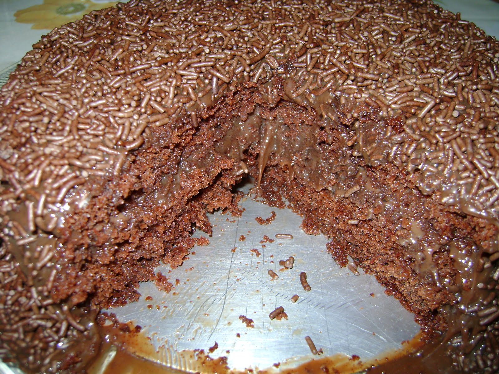 Eu Comeria Isso!: Bolo de Brigadeiro