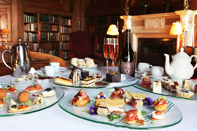 Kate and Chelsie: World's Most Expensive Afternoon Tea, The Platinum ...