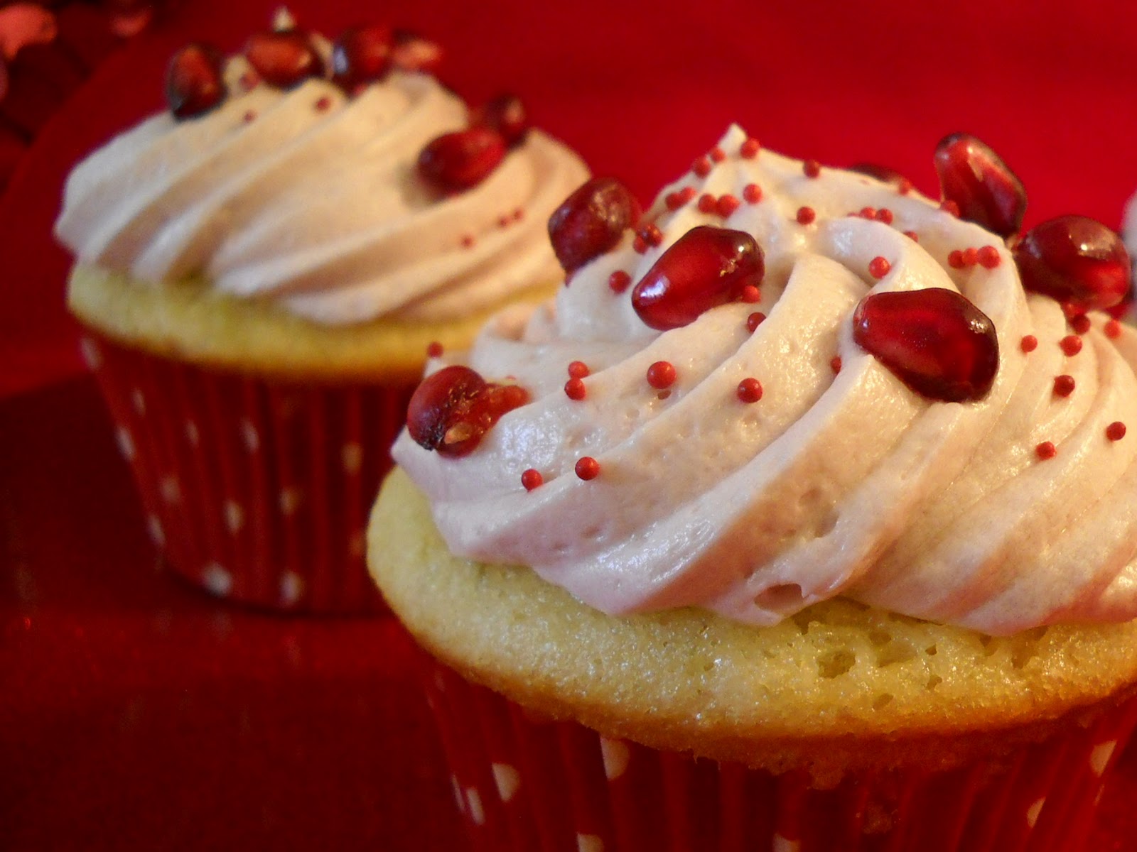 Bake It With Booze!: Pomegranate Cosmo Cupcakes