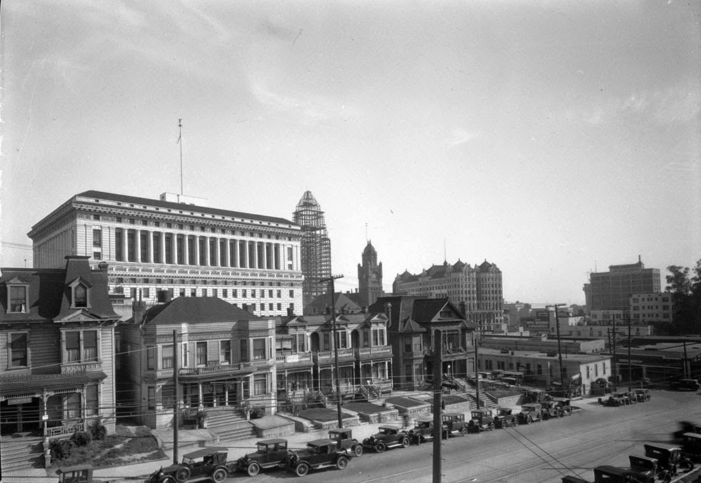 20 Stunning Vintage Photographs Capture Street Scenes of Southern ...
