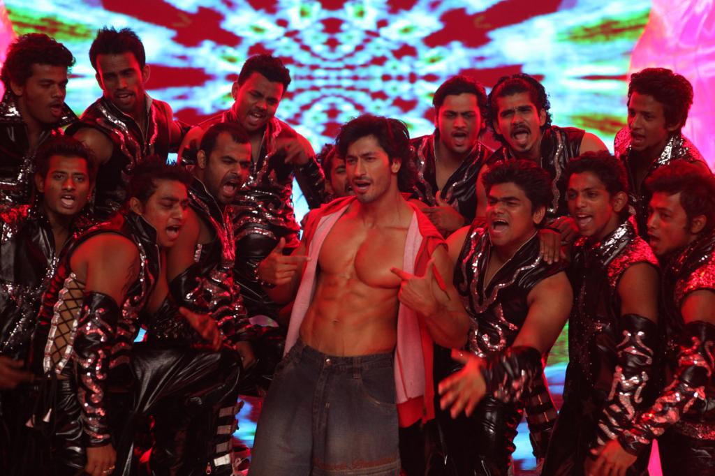 Commando Latest Movie Photos Gallery - Hot PHOTOSHOOT Bollywood ...