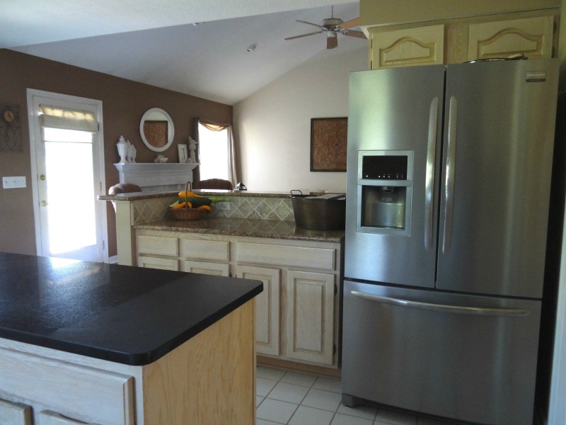 The Nest at Finch Rest: House Tour - Part 2 - KITCHEN (summer)