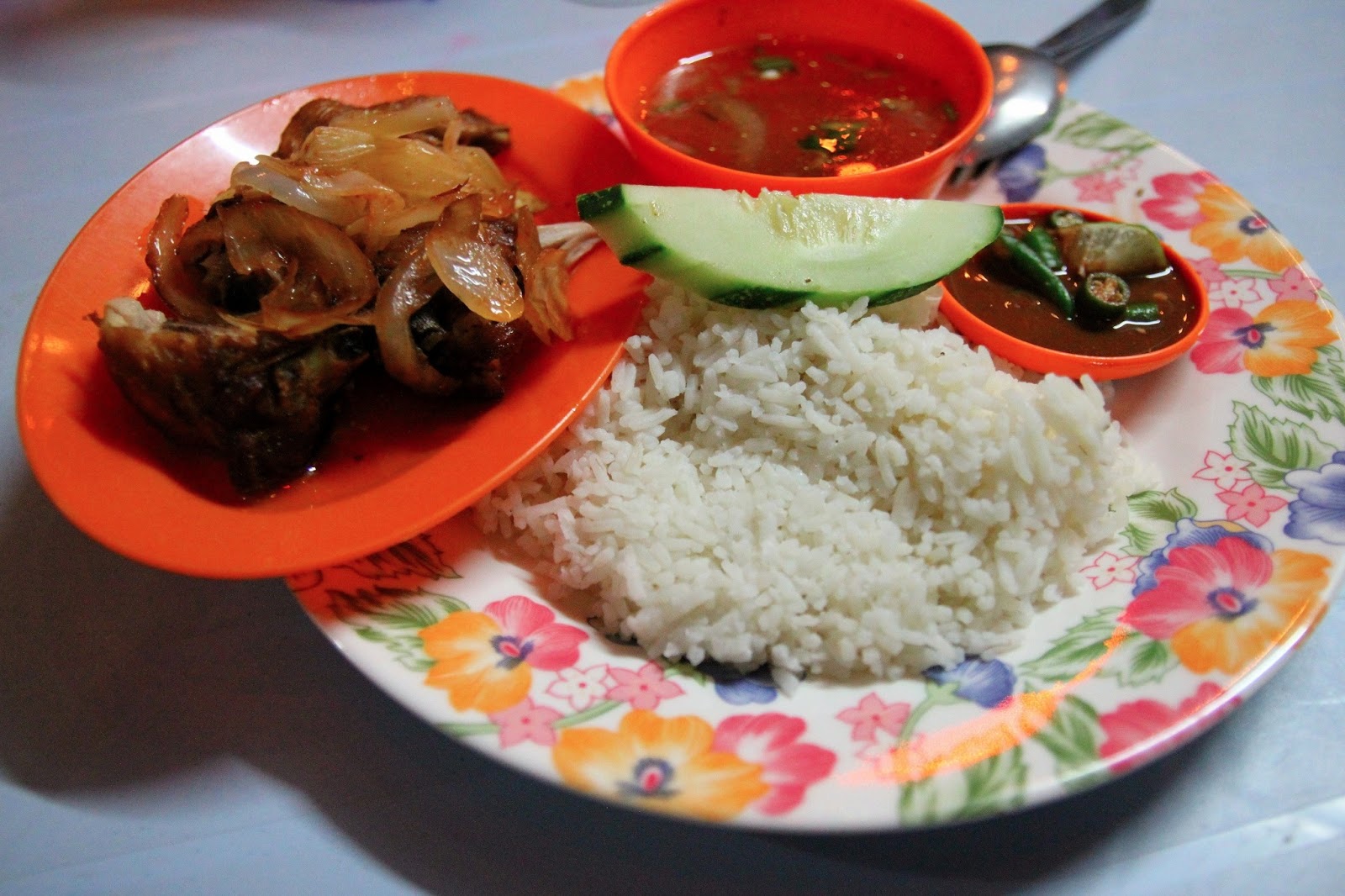 TRAVEL & FOOD: Nasi Ayam Budu