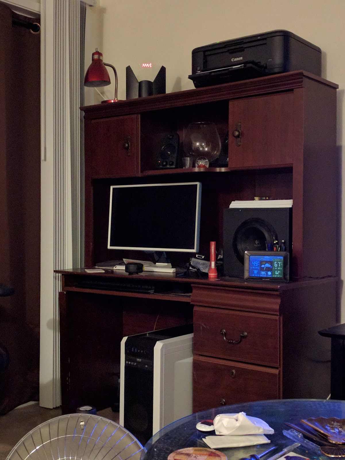 Kat in the Hat: The Great Desk Swap