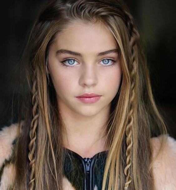 Top 20 Most Gorgeous Blue Eyed Girls Wallpapers Pics Top 10 Ranker