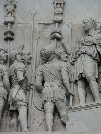 De vol en vol: ROMA: l'Arc de Constantí