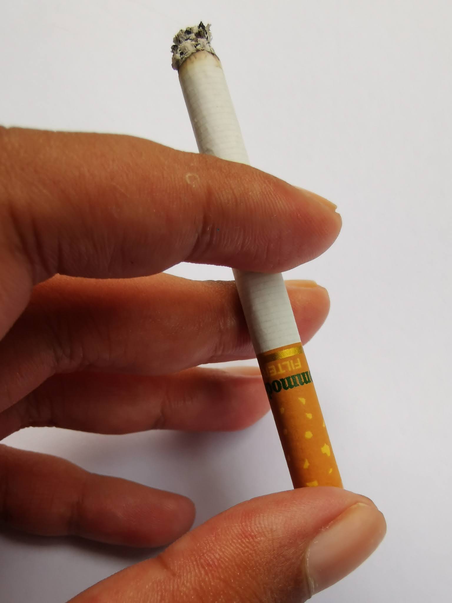 Commodore Filter, SPM Full Flavor Legendaris Yang Kembali Hadir Di ...