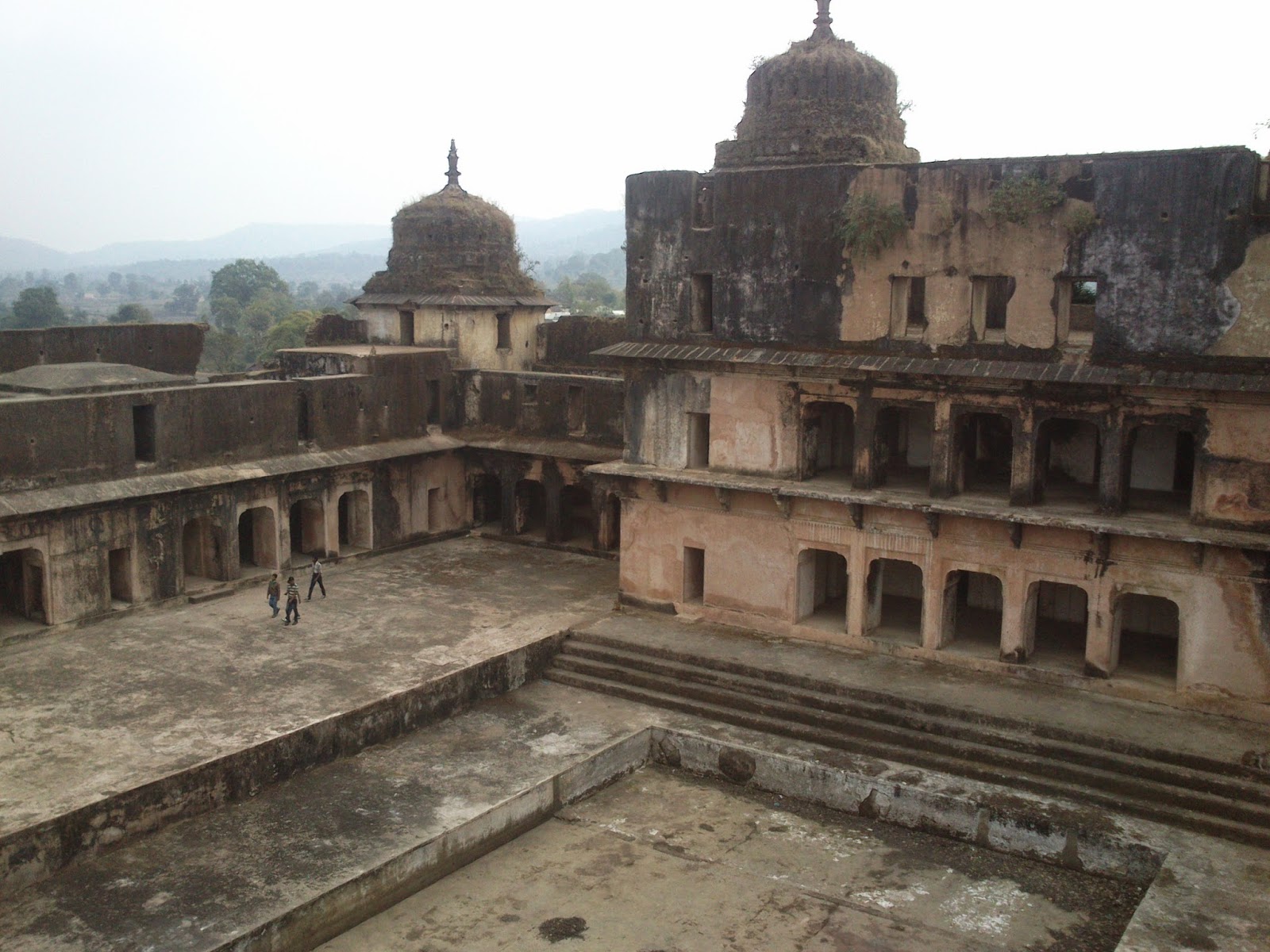 Mandla Ramnagar moti mahal (m.p.) india pics | मंडला रामनगर मोती महल