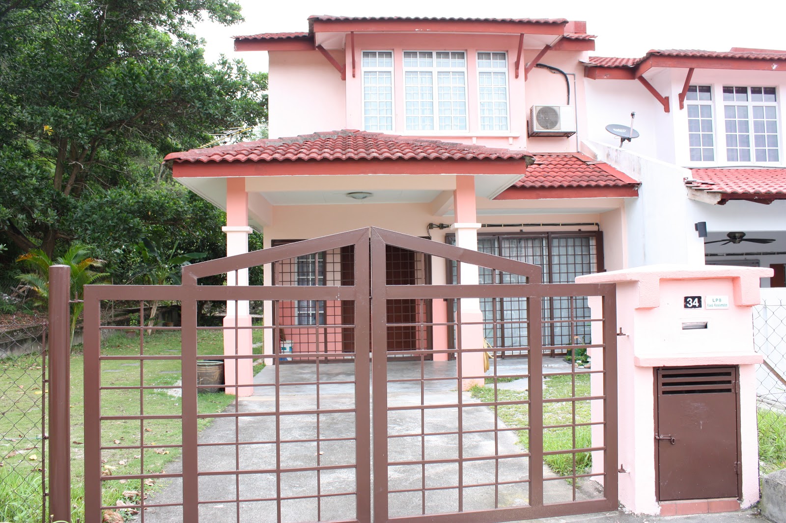 Teratai Homestay - Lestari Perdana, Seri Kembangan: Teratai Homestay ...