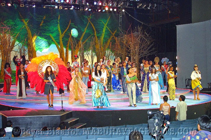 Miss Earth Through the Years: MISS EARTH 2001: THE STAGE