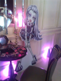 Monster High NOTICIAS™: ¡De vuelta de la presentación de la tablet!