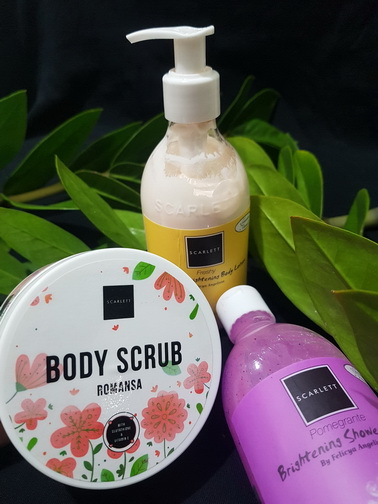 [Review] Scarlett Whitening : Solusi Masalah Kulit Cantikmu — AINUN ISNAENI