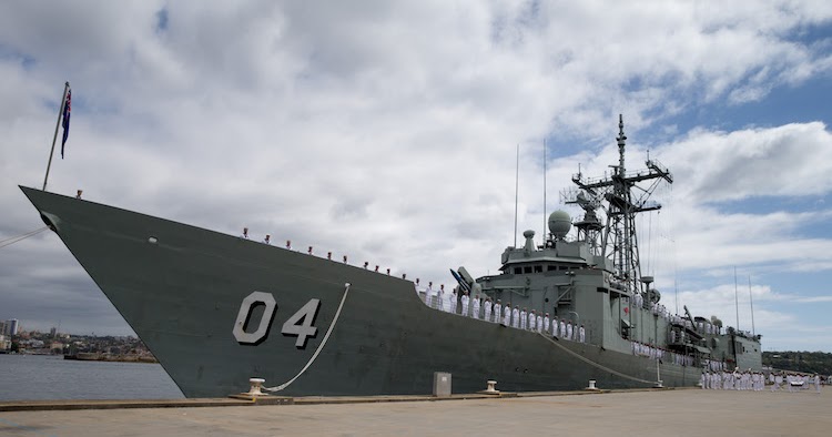 DEFENSE STUDIES: HMAS Darwin Decommissioned