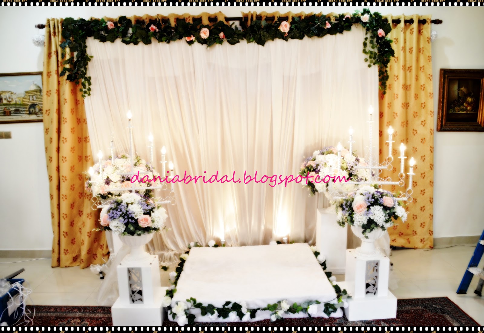 SIMPLE MINI PELAMIN NIKAH ~ BUTIK PENGANTIN DANIA