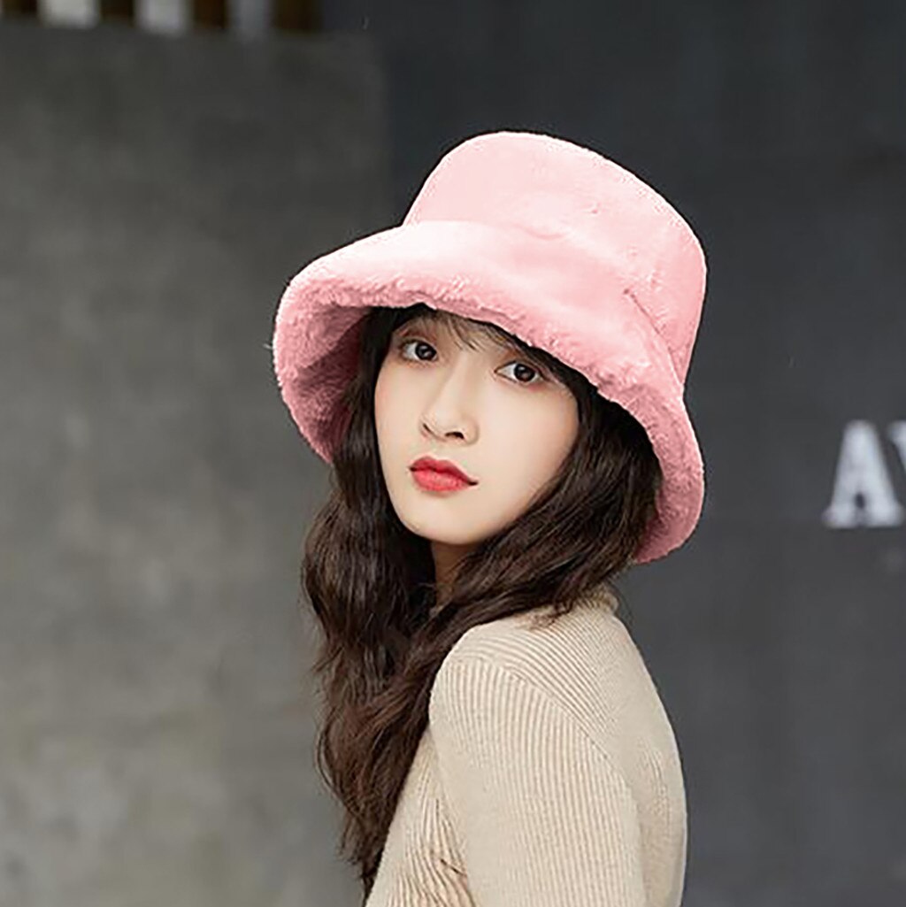 The Essential: Winter Hat Fashion Looks for Women