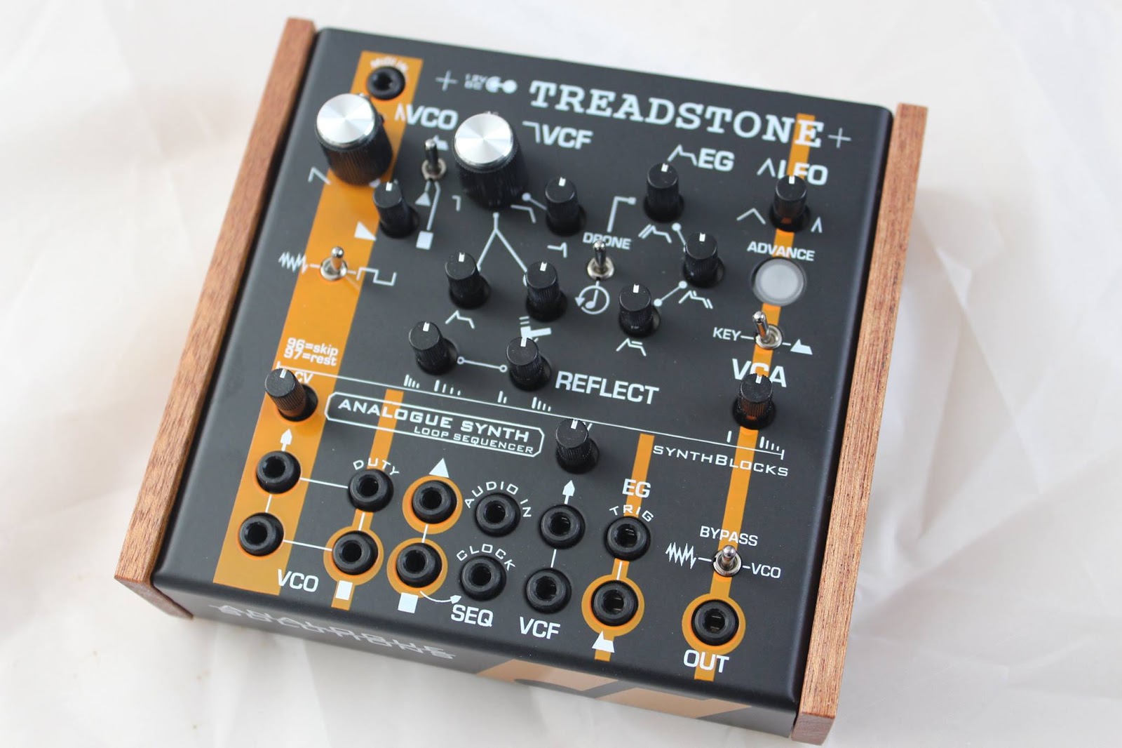 MATRIXSYNTH: New Analogue Solutions "Treadstone" Analogue Synth Loop ...