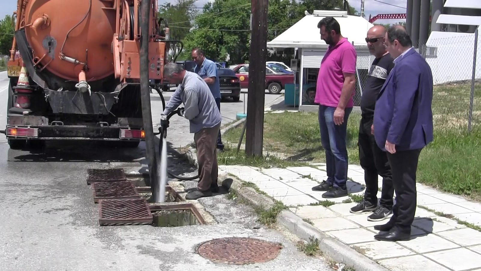 ΚΑΘΑΡΙΣΤΗΚΑΝ ΤΑ ΦΡΕΑΤΙΑ ΣΥΛΛΟΓΗΣ ΟΜΒΡΙΩΝ ΥΔΑΤΩΝ - kilkis web tv
