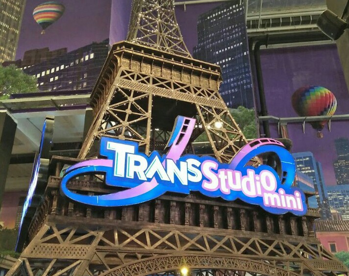 5 Alasan Kenapa Harus Liburan di Trans Studio Mini Malang - Nyk's Note