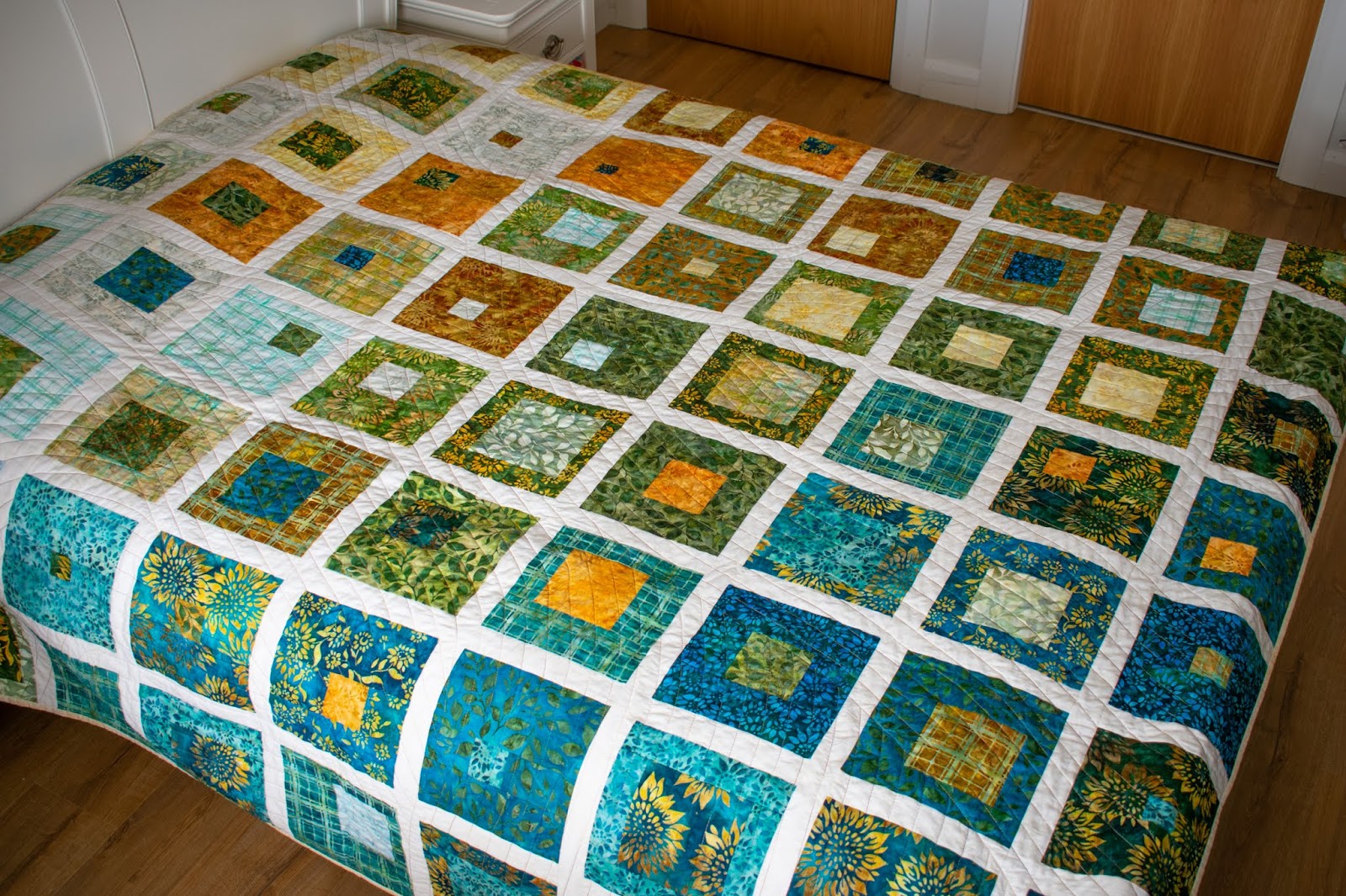 Quilt Art by Lena Pugachova: Floating Squares