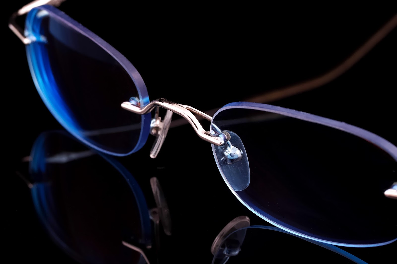 TECNOLOGÍAS FREEFORM: LENTES CADA VEZ MÁS PERSONALIZADOS