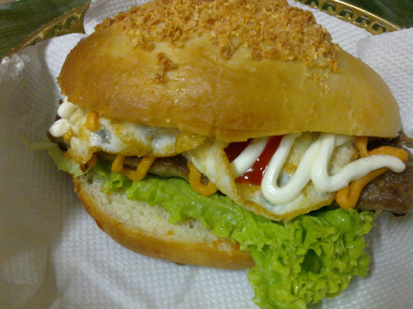 Diari Zaliedana..: Oblong Burger , Soft Honey Bun(Eggless)