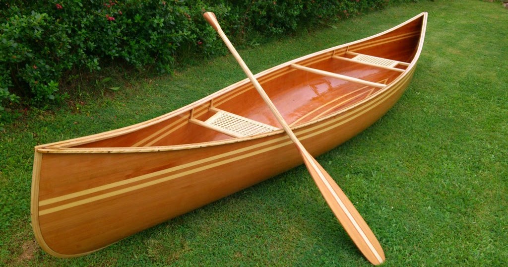 canoas y botes strip building: Inicio