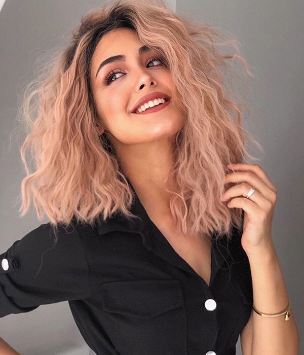 LACE CACHEADA E PERUCA SINTETICA | UNIWIGS | Bella Página