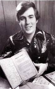 RESEÑA: "LA POETA Y EL ASESINO", SIMON WORRALL