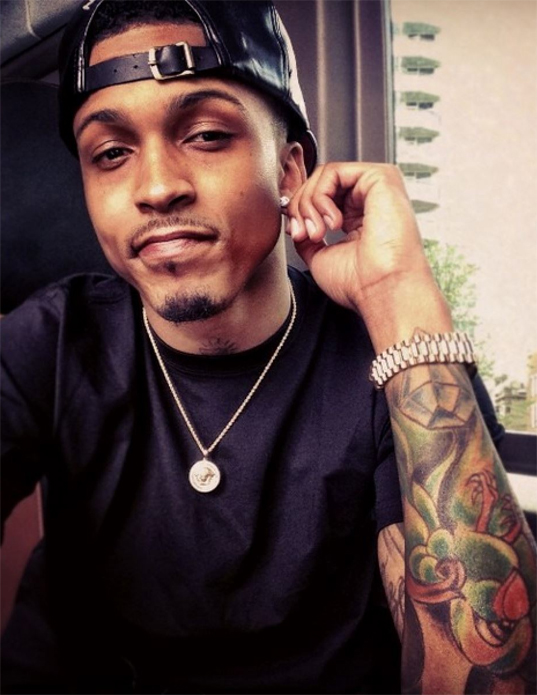 √ Biodata August Anthony Alsina, - Izbio