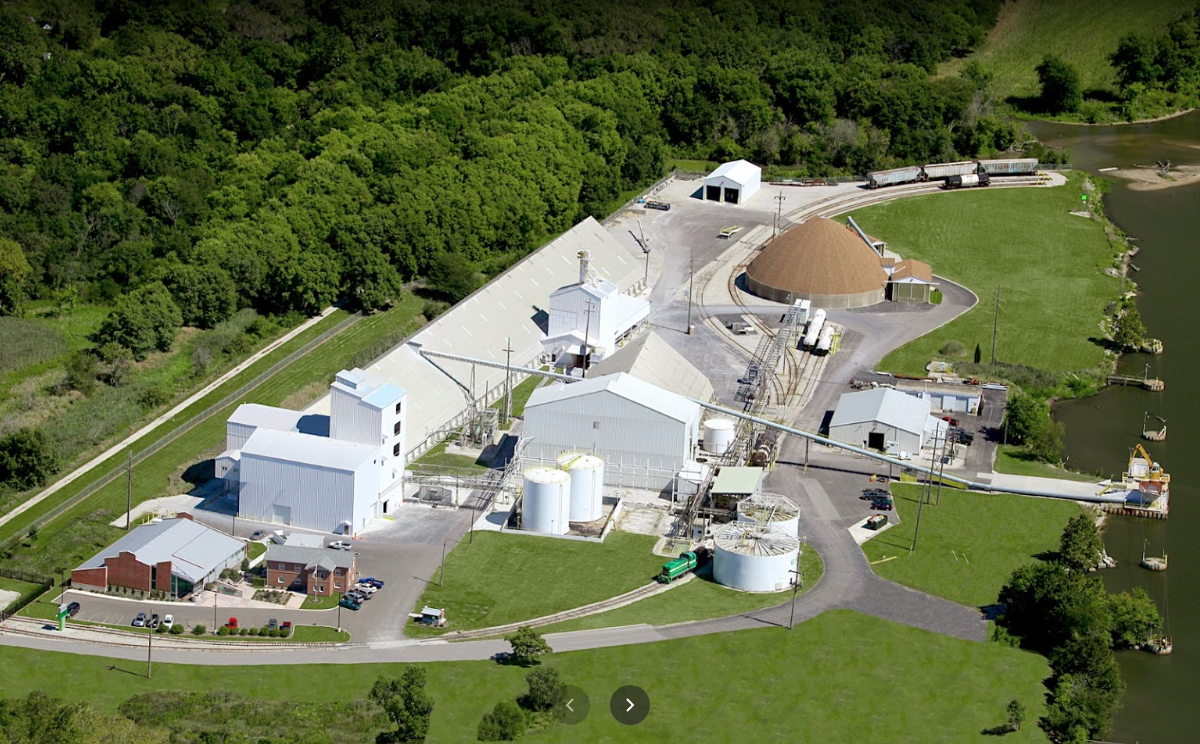 Towns and Nature: Marseilles, IL: Fertilizer Plants: Nutrien and Gavilon