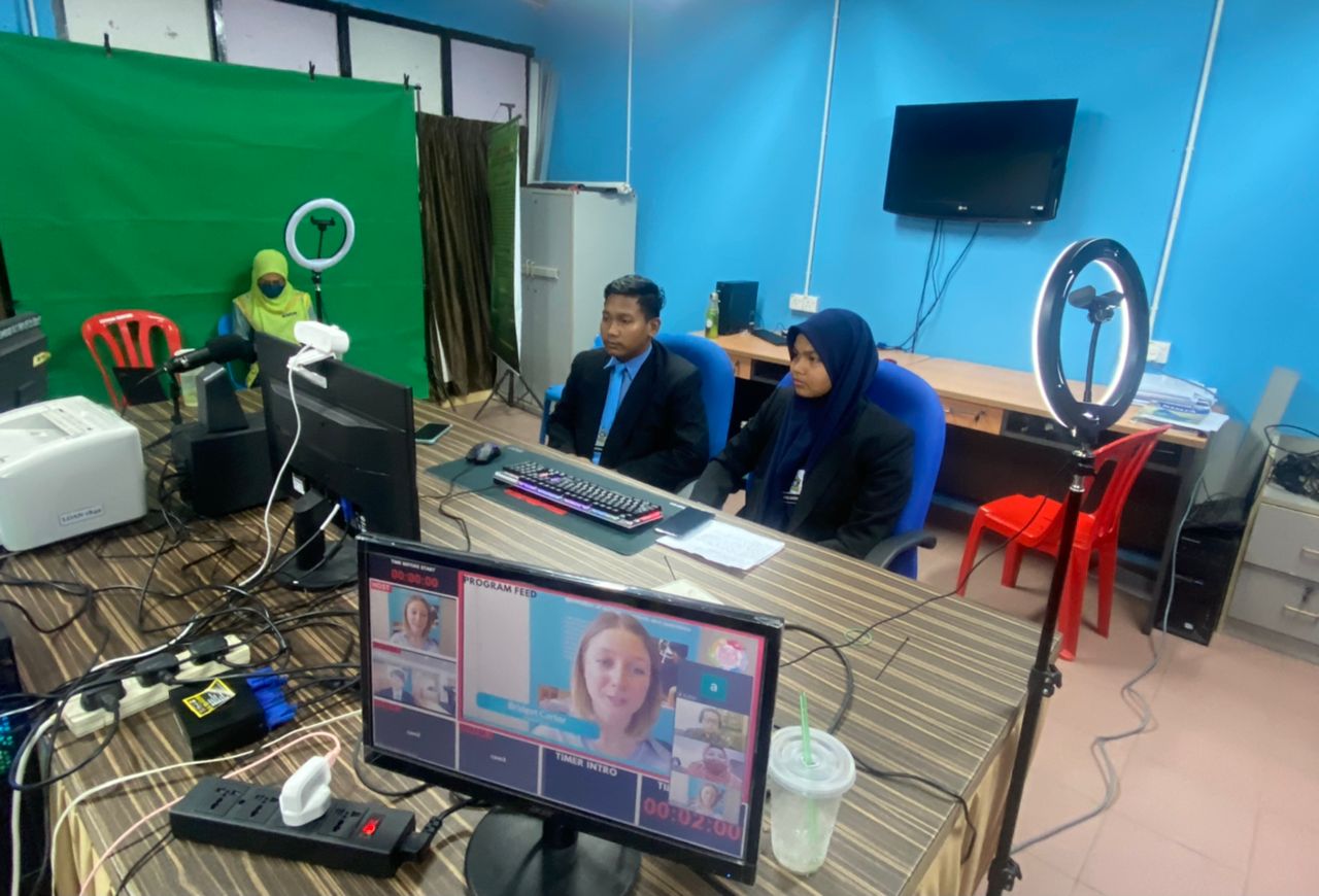 BLOG RASMI SMK KUALA BESUT: 2021