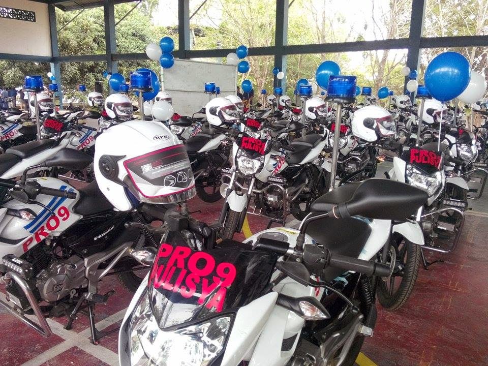 MINDANAO PAGADIAN FRONTLINE: Zambo Sur police receive new motorcycles