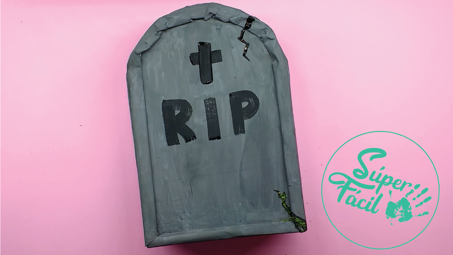 Lápida de Halloween hecha con una caja de cereal / manualidades ...