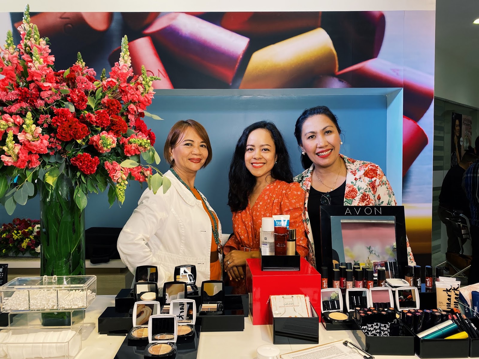 Woman In Digital: Avon Celebrates The Opening of Branch Model + March ...