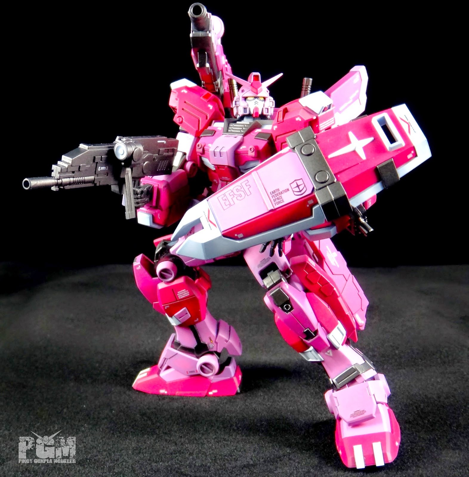 Gundam Family: HGUC 1/144 Full Armor Gundam 7th Pink Panther Painted Build