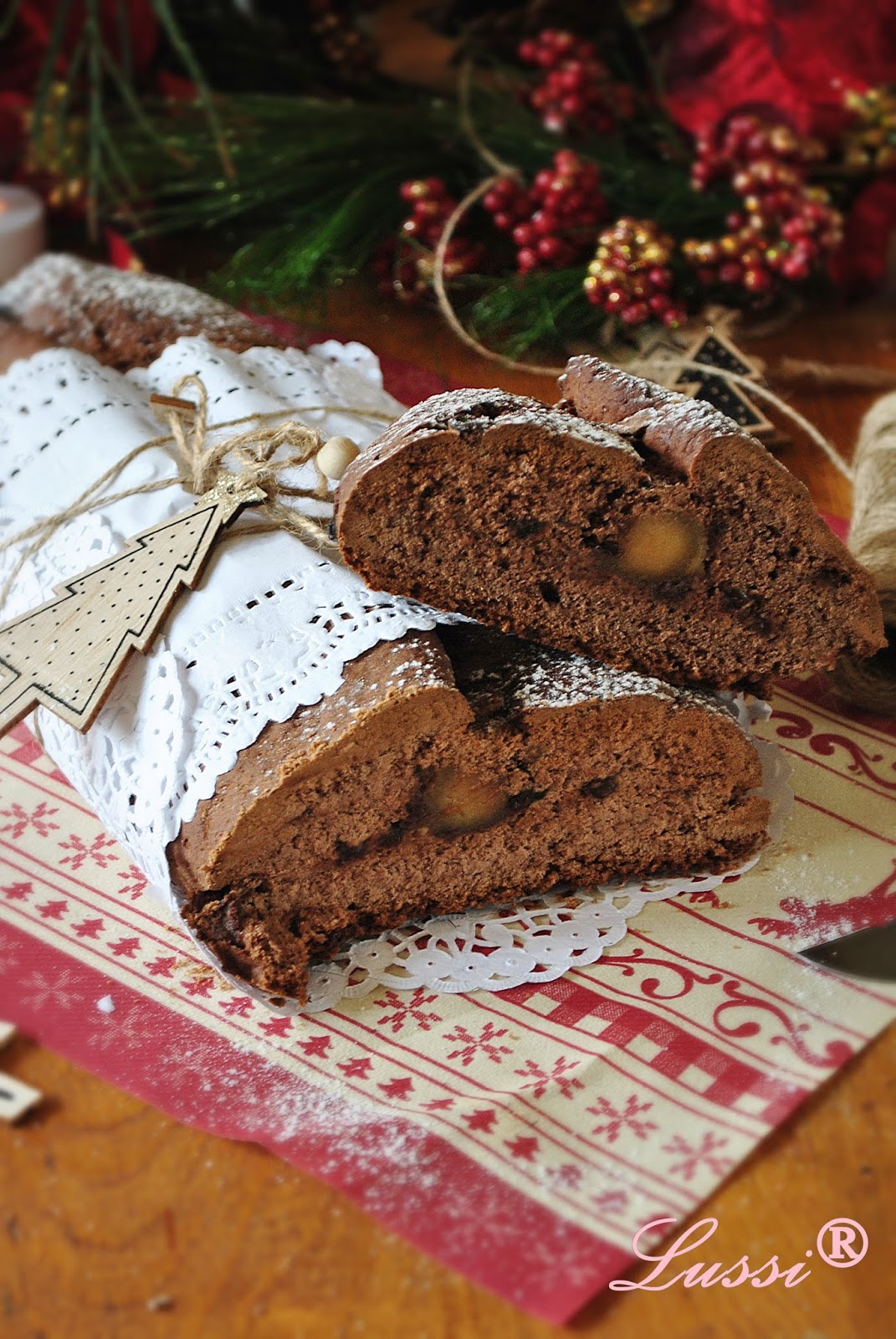 Lussi`s World of Artcraft: Шоколадов щолен / Chocolate stollen