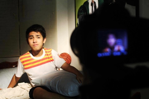 Alienized Thoughts, Out of this World Visions: RAYMOND ABRACOSA :)