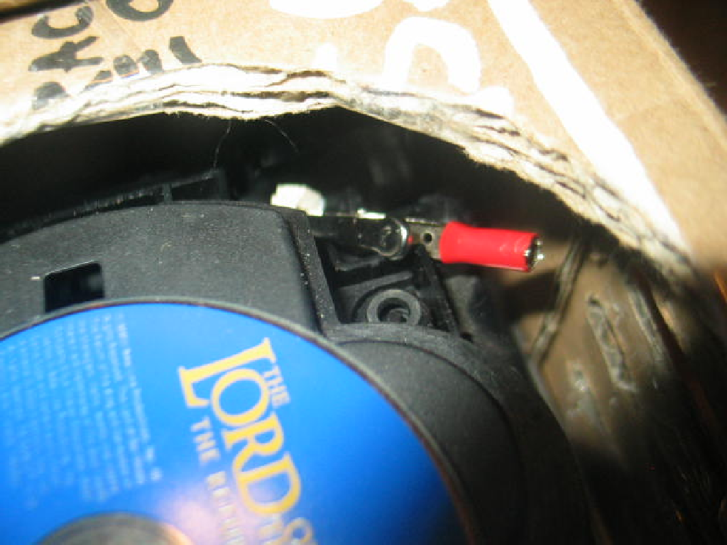 Nintendo Gamebox GC Ghetto Case Mod: Custom $0 GameCube Case