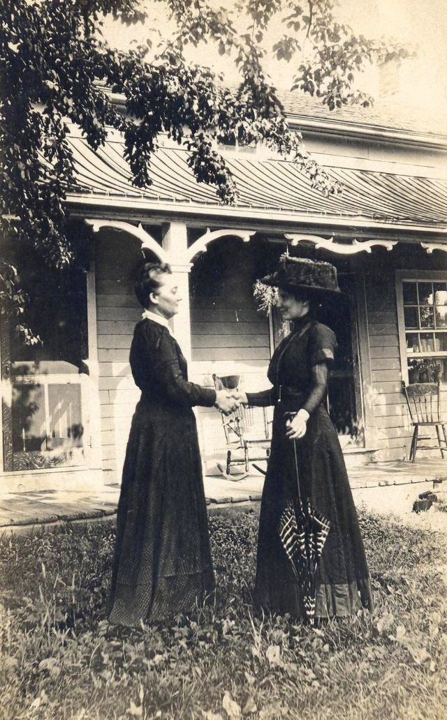 33 Found Snaps That Show Daily Life of Edwardian Women ~ Vintage Everyday