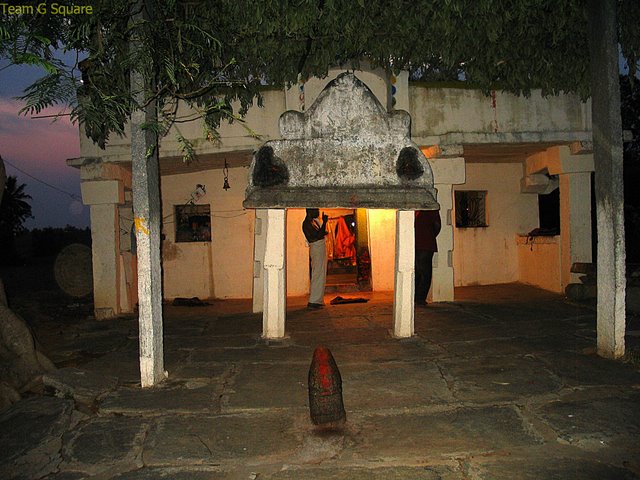 Team G Square: Vagata, the village of Chola temples