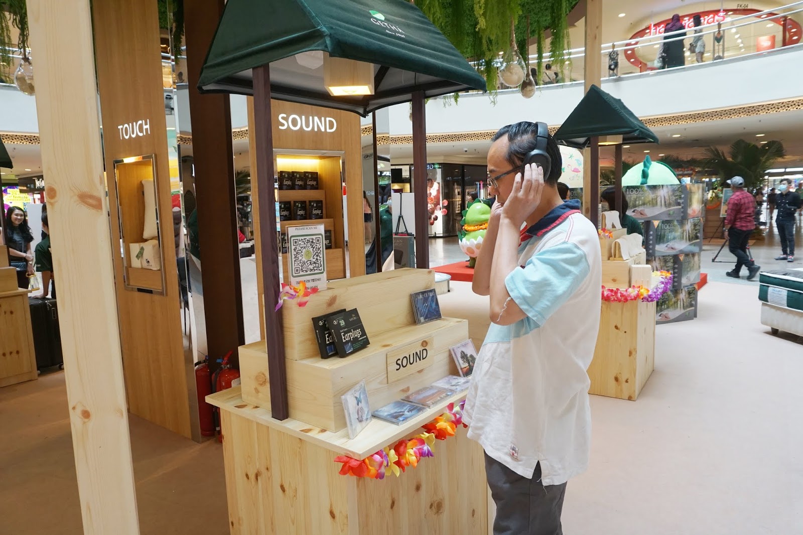 Aloha Getha Roadshow at Mid Valley